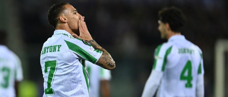 Antony pode terminar a temporada com feito histórico