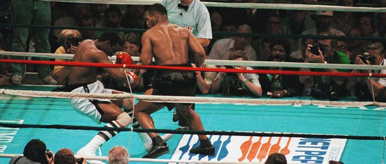 Jake Paul vs Mike Tyson: Momios, Pronóstico y Cuotas | Pronósticos ...